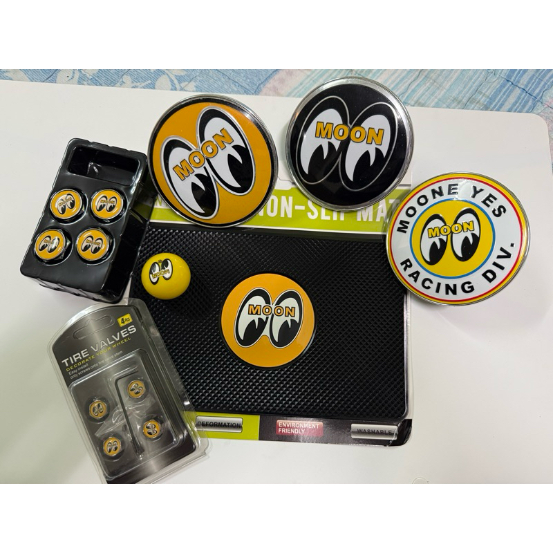 Mooneyes logo emblem moon eyes rim valve cap skru plate front bumper ...