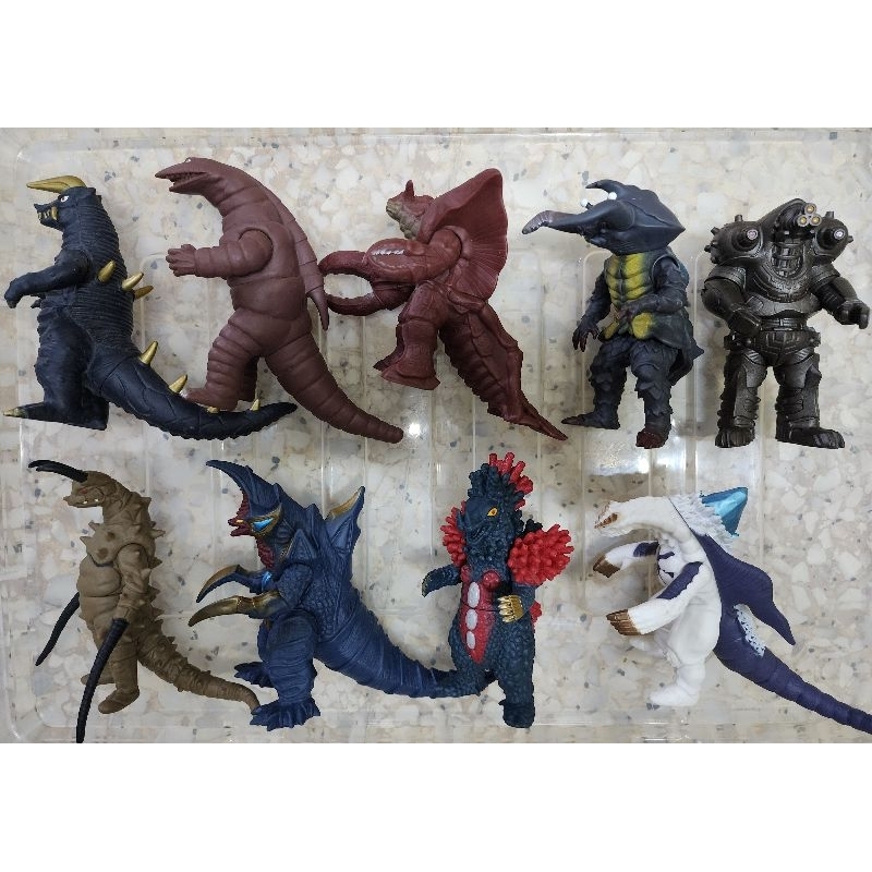 (Live scan) Bandai Ultraman Ultra Monster Kaiju sofubi 5.5 spark doll ...