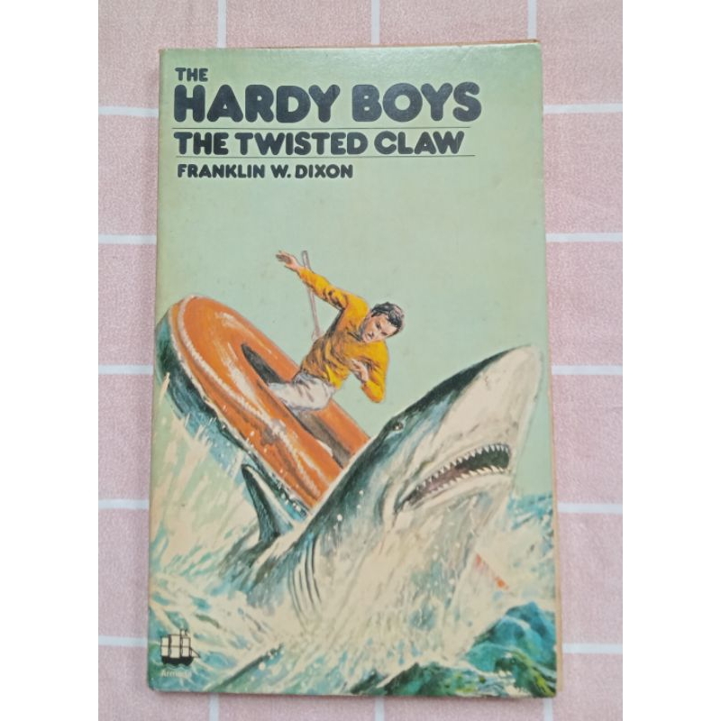 preloved THE TWISTED CLAW the hardy boy | Shopee Philippines
