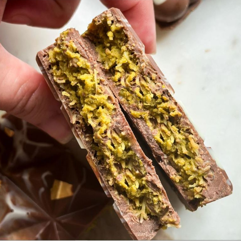 Chocolate Kunafa Pistachio Almond Lotus Durian Chocolate White kunafa ...