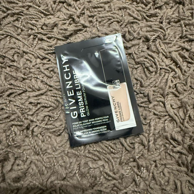 GIVENCHY Prisme Libre Glow Foundation Sample - 0.5N (1ml) | Shopee ...