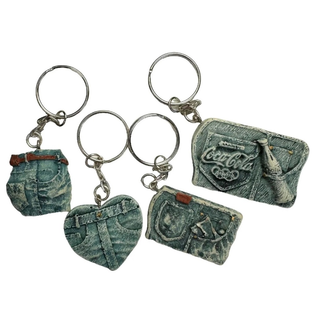 GANTUNGAN Keychain Collection with Jeans Design 三维 Keychain Keyring ...