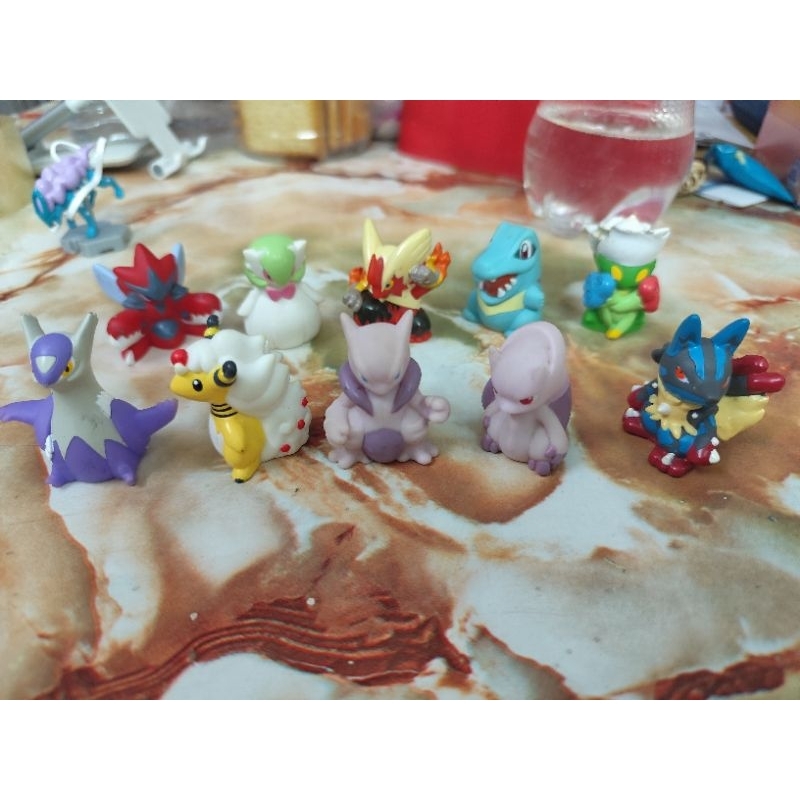 Pokemon Bandai Finger Puppet Mega Latios Mega Blaziken XY Mega ...