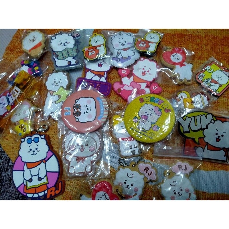 BT21 Official Keychain & Badge (RJ) | Shopee Philippines