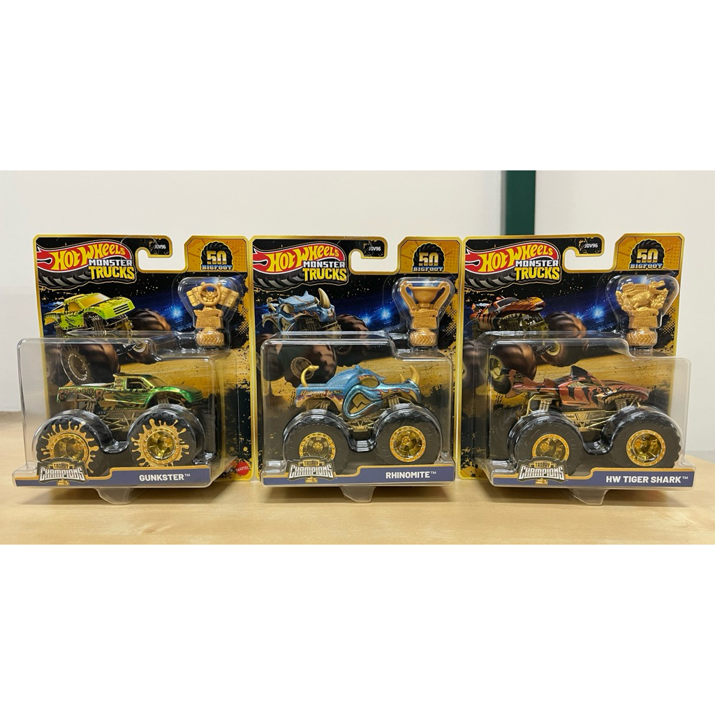 Hot Wheels Monster Trucks Tiger Shark 5 Alarm Rhinomite Gunkster Trophy ...