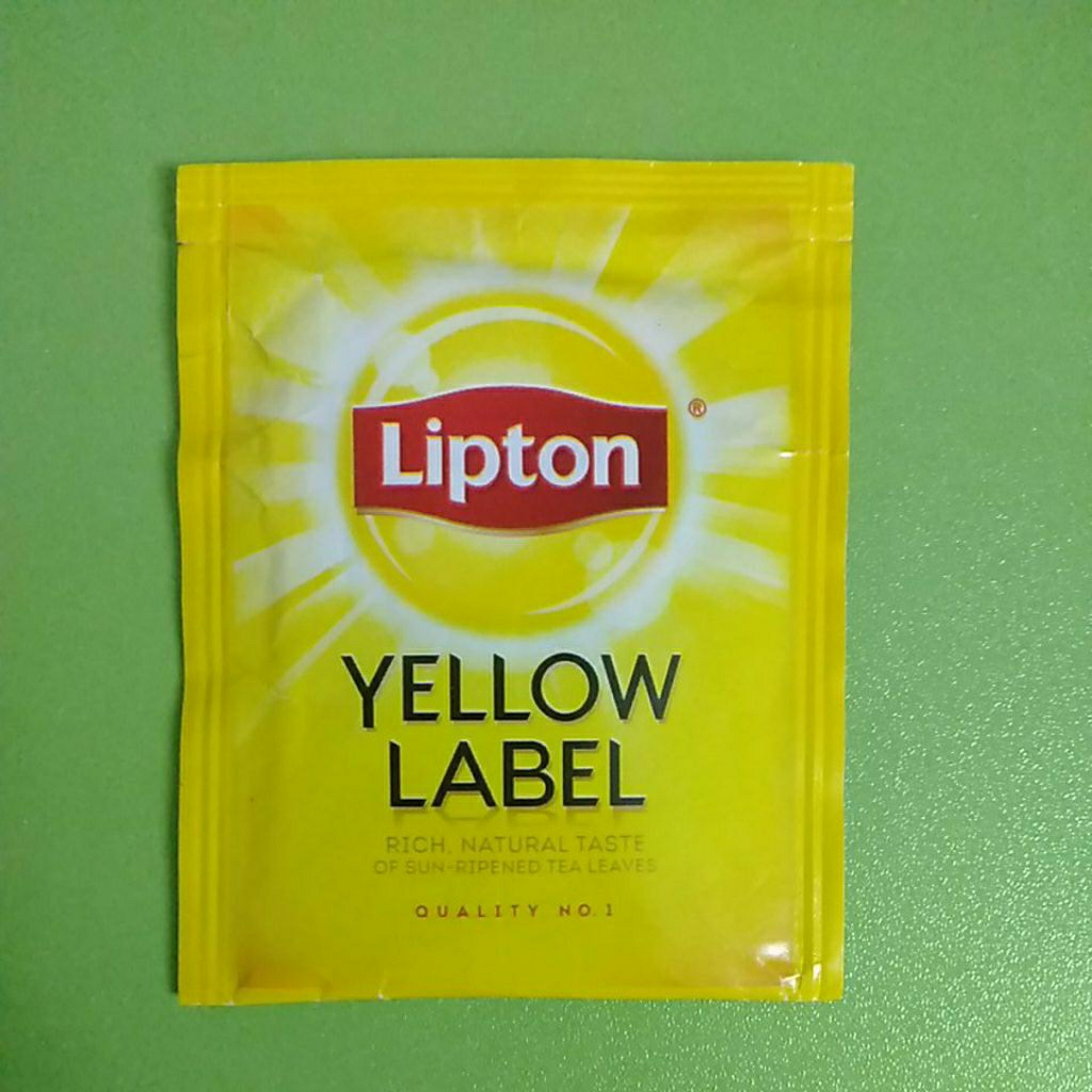 LIPTON - YELLOW LABEL - RICH NATURAL TASTE OF SUN-RIPENED TEA LEAVES ...