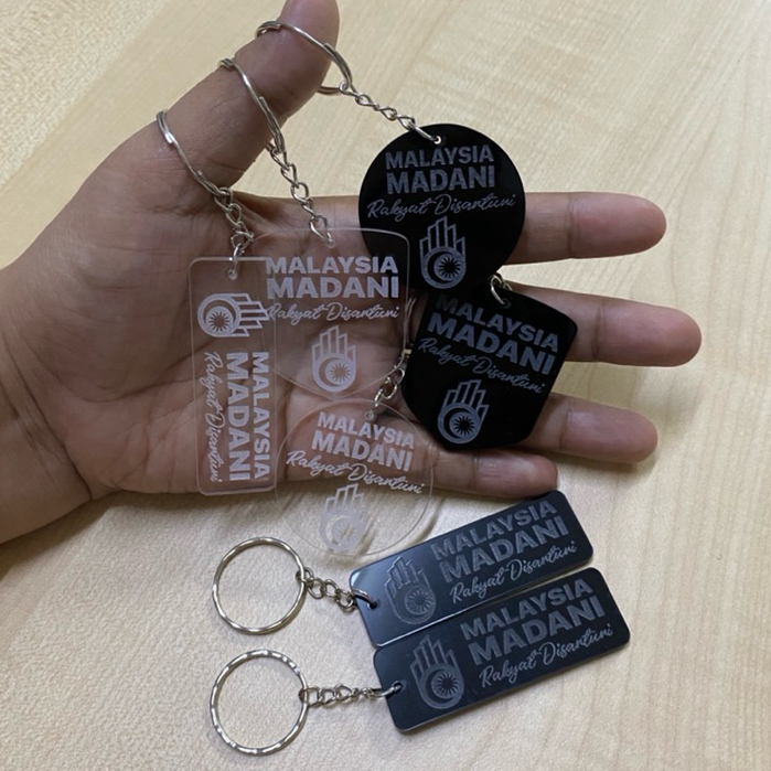 Keychain Merdeka 2025 MADANI Rakyat Disantuni engrave on acrylic ...
