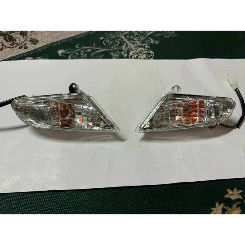 Front signal assy signal depan With socket & bulb cover modenas kriss ...