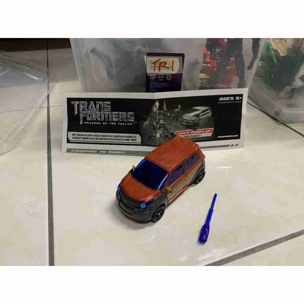 USED but complete Hasbro Transformers Deluxe Class Tuner Mudflap ...