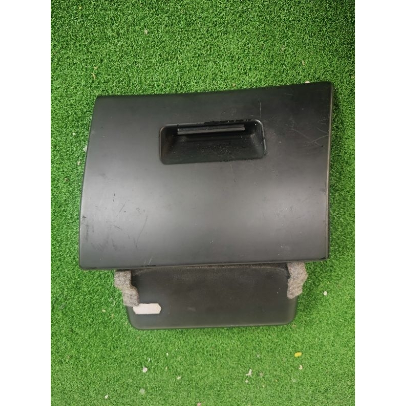 BMW E46 3 SERIES DRAWER STORAGE COMPARTMENT(DRIVER) | Shopee Philippines
