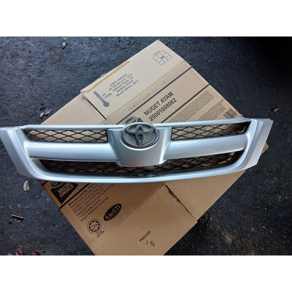 Toyota Innova Front Grill (2005-2006) USED | Shopee Philippines