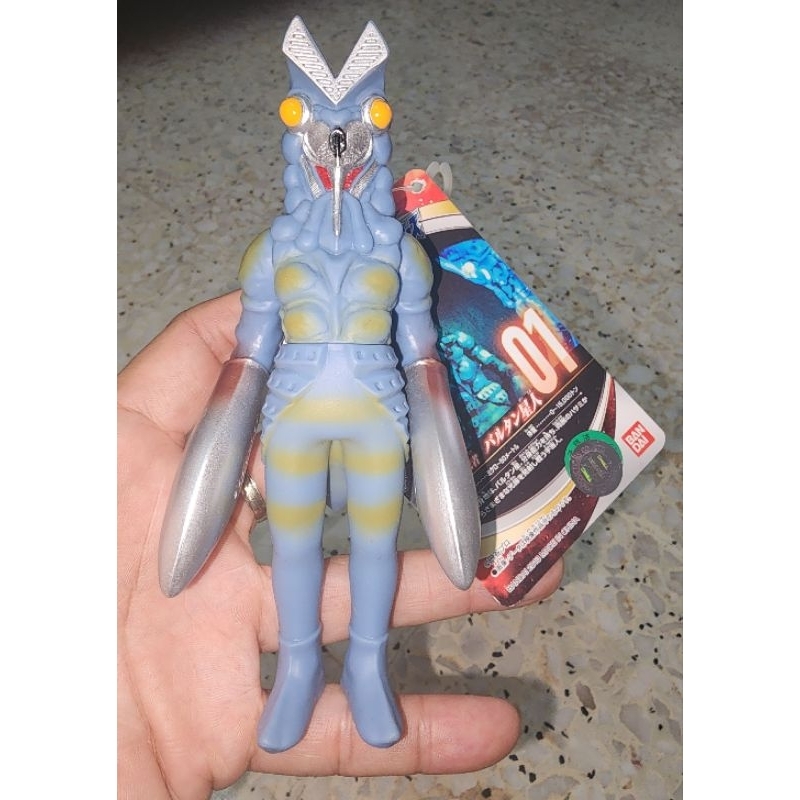 Bandai Ultraman Ultra Monster Kaiju Alien Baltan sofubi 5.5 spark doll with tag. (New) | Shopee ...
