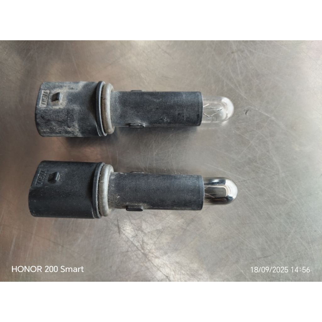 PERSONA GEN2 T10 SOCKET HEAD LAMP, NO PLATE USED | Shopee Philippines