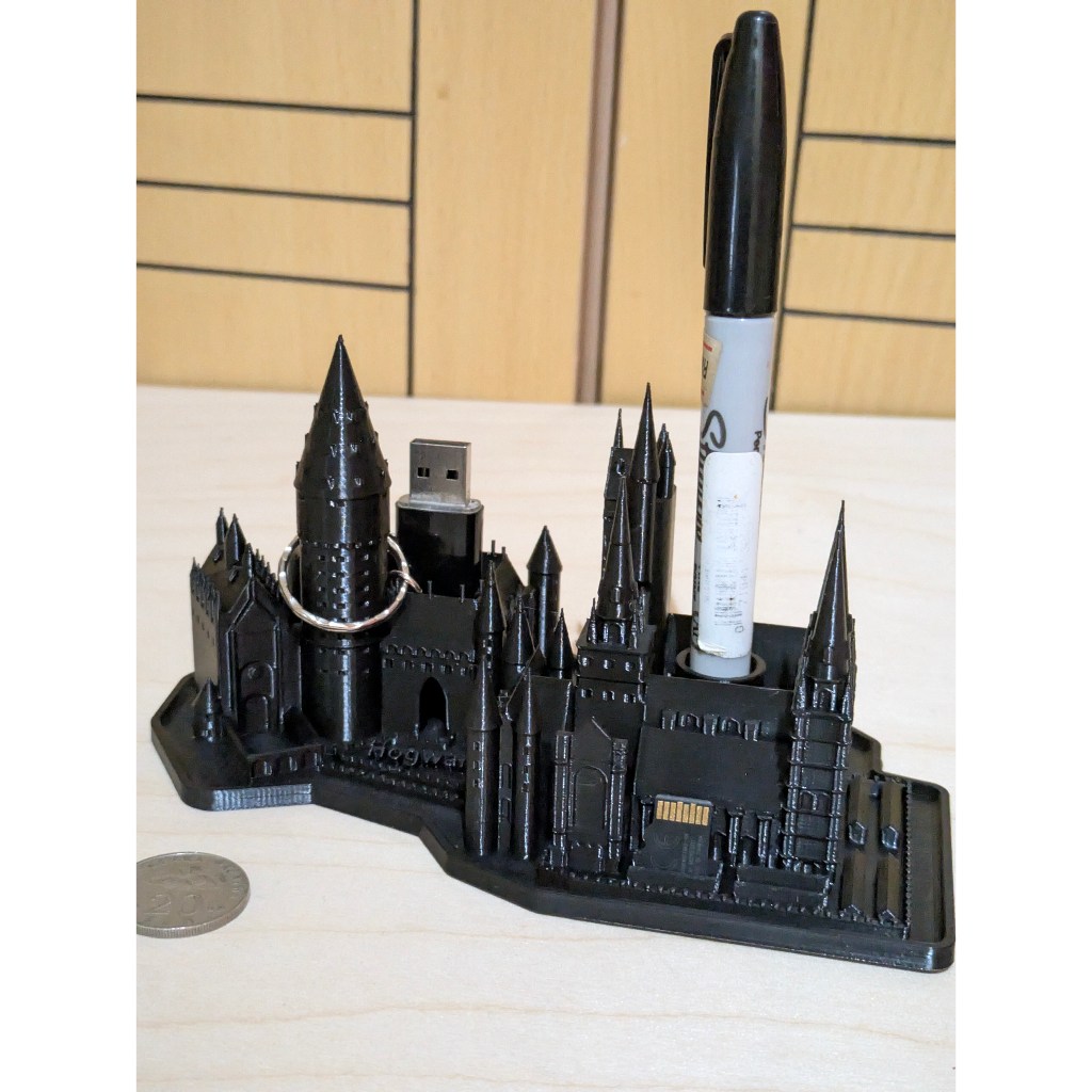 Harry Potter's Hogwart desk organizer | Shopee Philippines