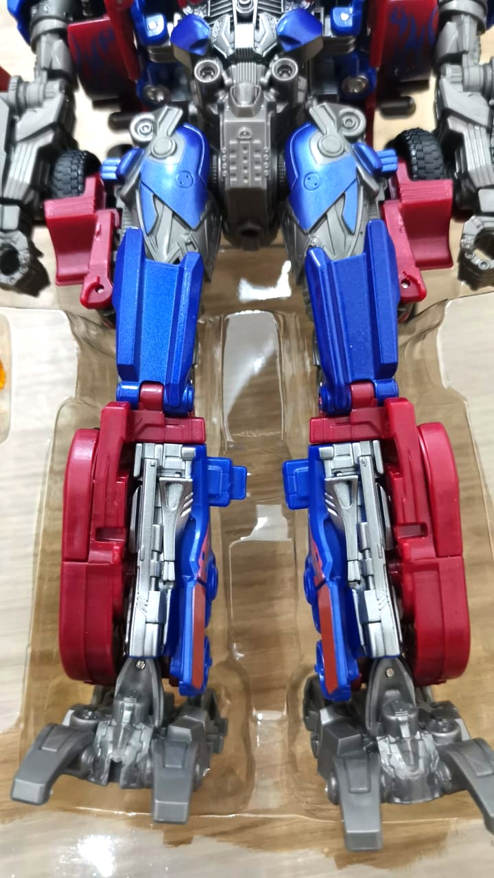 Dr Toy 2 in 1 SS05 Optimus Prime Transformers Studio Series Voyager ...