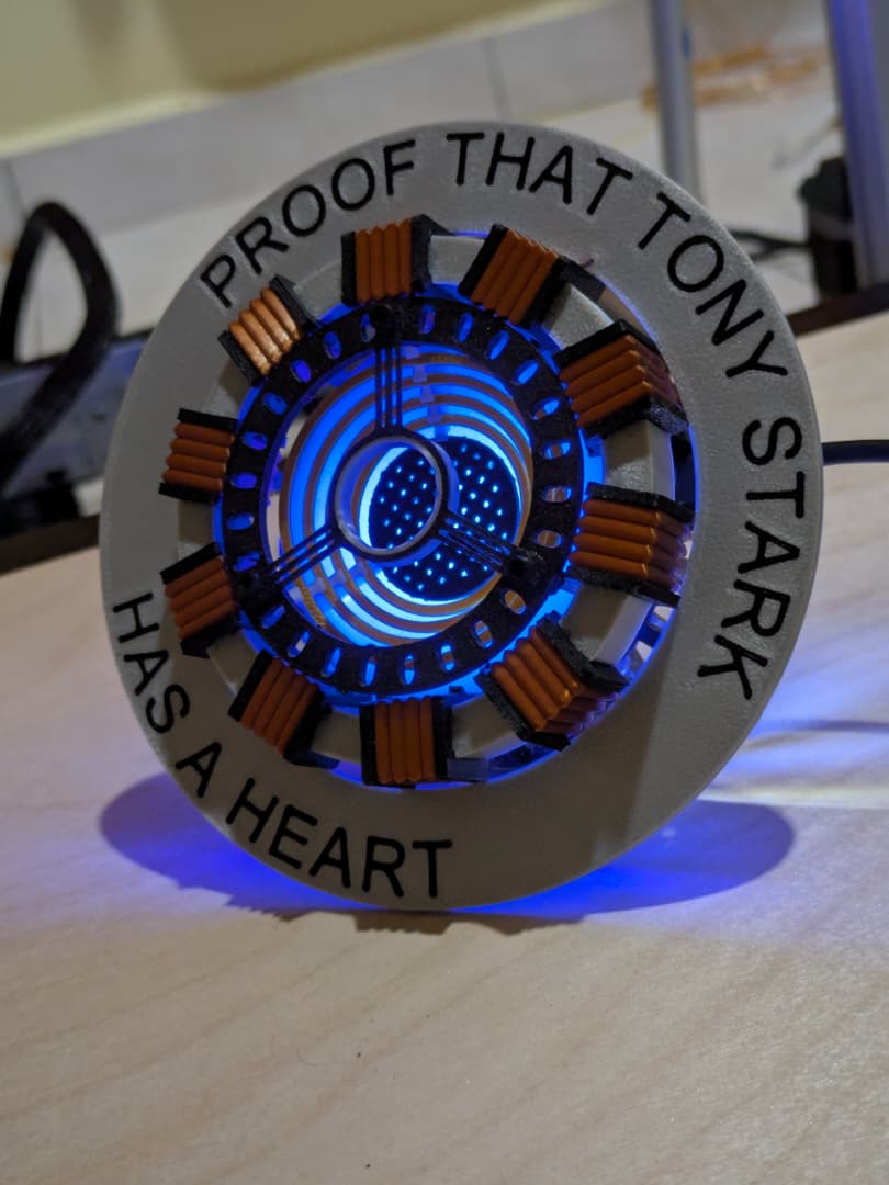 Iron Man Arc Reactor Lamp – Proof That Tony Stark Has a Heart – Marvel ...