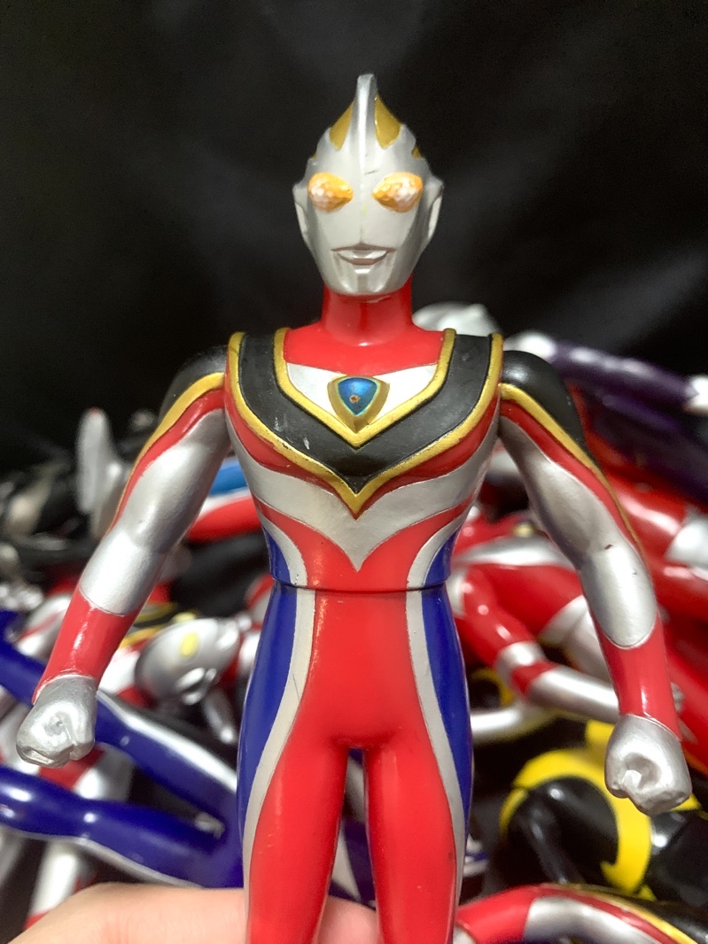 Bandai Japan 1986 to 2000 Ultraman 6.5" Sofubi Vintage Toy Figure Glitter Tiga Powered Zearth ...