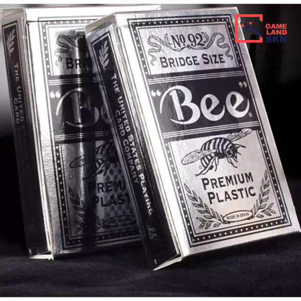 Bee Premium Plastic Bridge Size Playing Cards• | Shopee Philippines