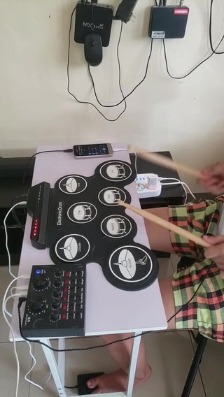 RIXTON Portable Electric Drum Pad Digital Drum Silicone With Drumsticks ...