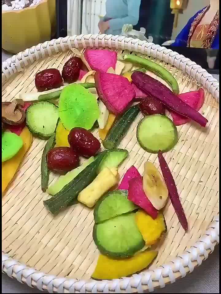 Mr Squirrel 250g Vegetable Chips 12 in 1 Dried Fruits and Vegetables ...