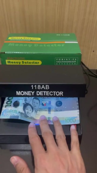 Portable Desktop Electronic UV Light Money Detector Bill Currency ...