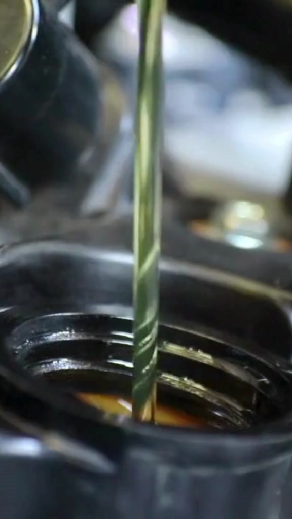 SK ZIC X6000 15W-40 6 Liters Synthetic Heavy Duty Diesel Engine Oil ...