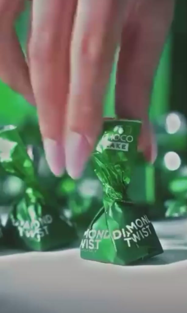 KUNAFA PISTACHIO CHOCO LAKE MILK CHOCOLATE - Imported from Middle East ...