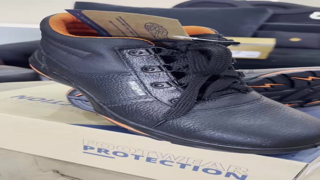 Delta Plus Simba S3 SRC Safety Shoes Toe Cap Nitrile Sole Water ...