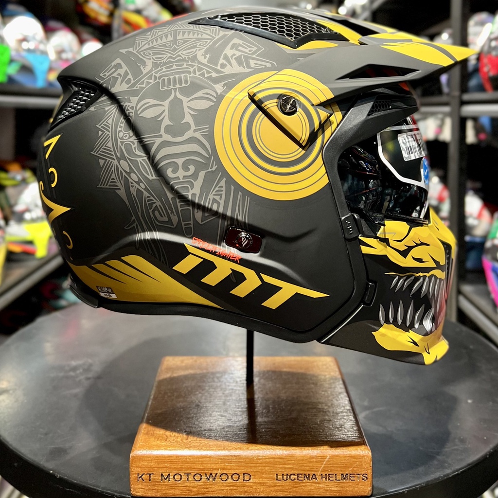 MT Street Fighter Graphics Dual Sport Helmet with Free Extra Visor ...