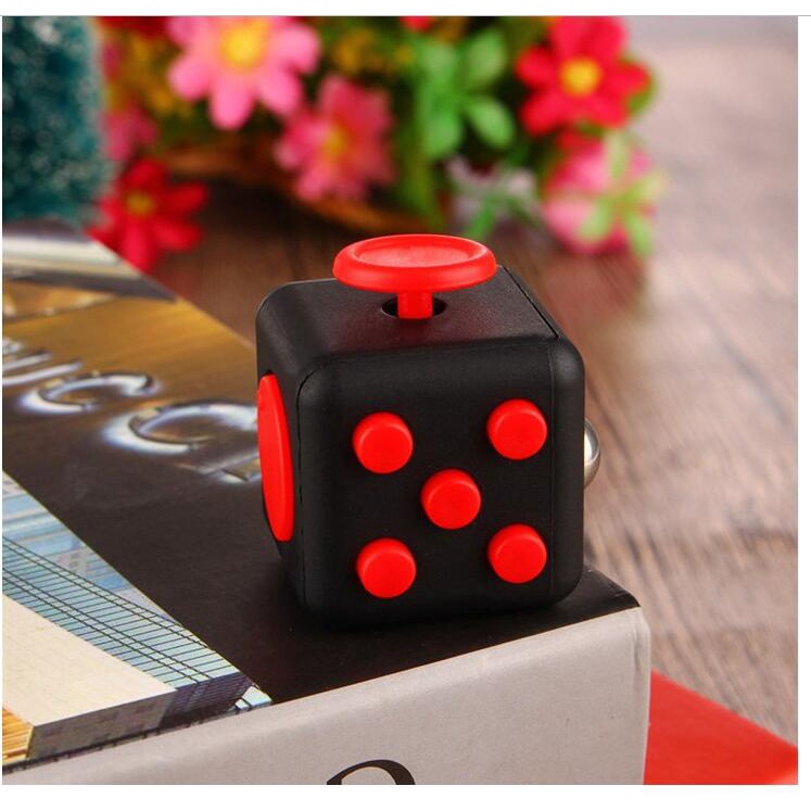 Fidget Cube For Games Anxiety Stress Relief Attention Decompression ...
