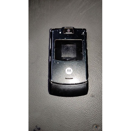 Vintage Motorola KRZR V3 Keypad Phone (with issues) | Shopee Philippines
