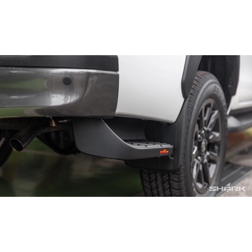 Shark Bed Step or Rear Step Board for Toyota Hilux Revo Conquest 2015 ...