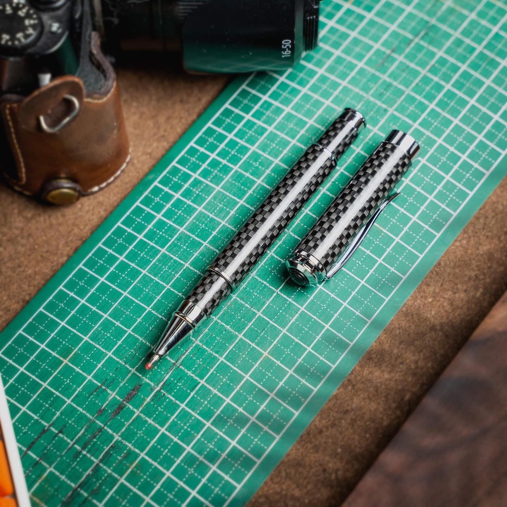 Authentic Carbon Fiber Pen | Smooth Ink Flow | Elegant Design | Shopee ...