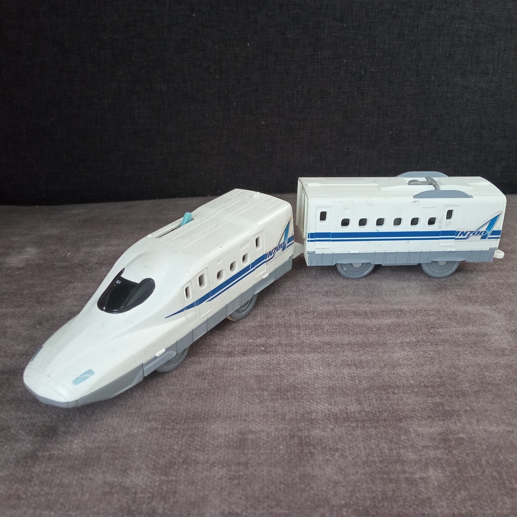﹊Prelove Tomy N700 S-11 Shinkansen plarail Japan train set battery operated | Shopee Philippines