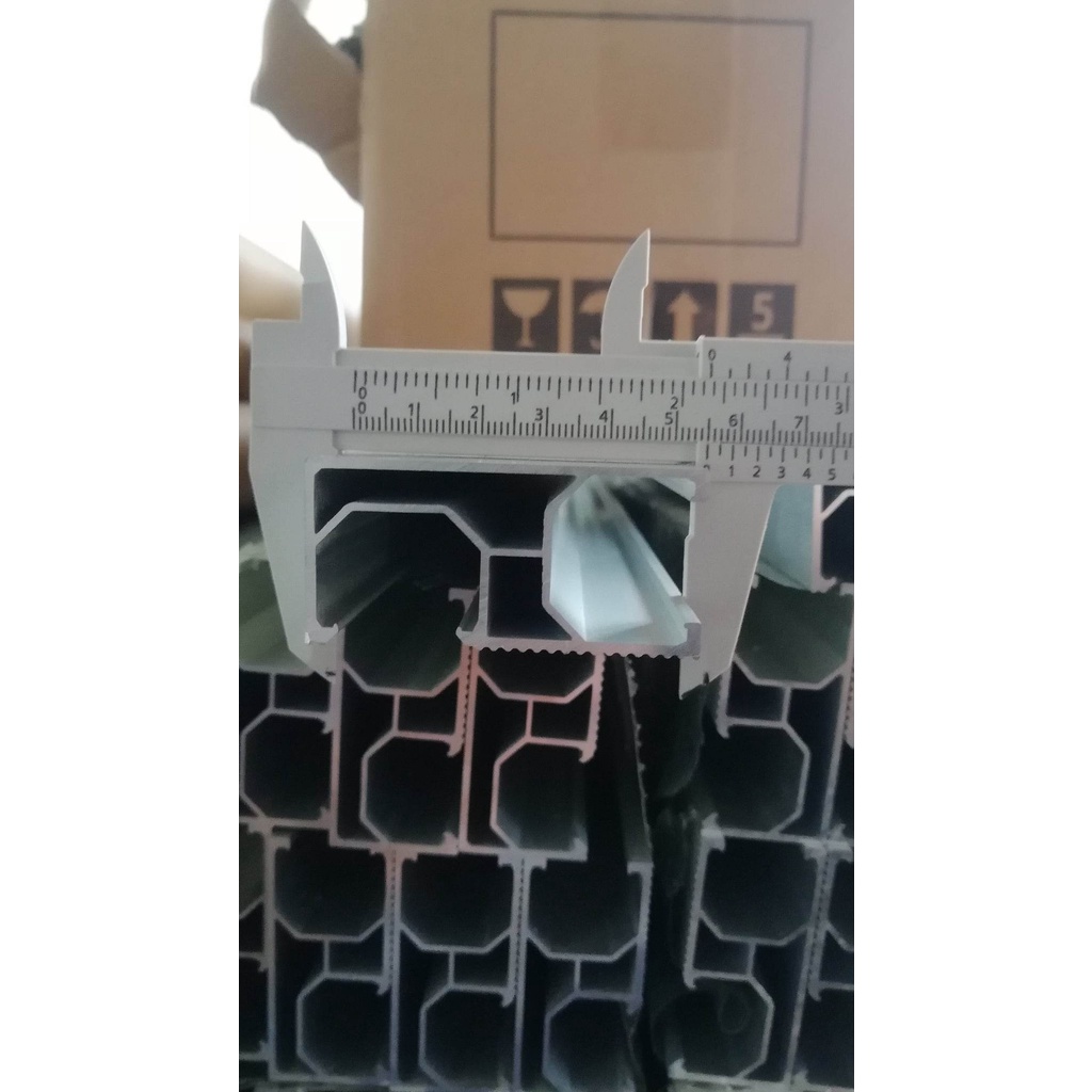 2.4m Solar Panel Railing (hahatiin po sa gitna para tangapin ni J&T ...