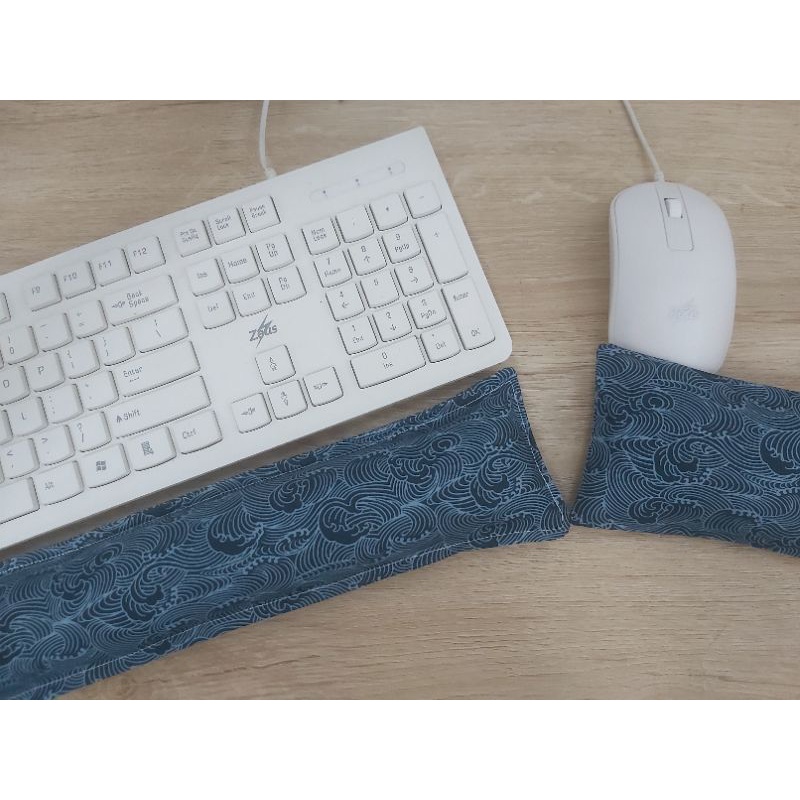 KEYBOARD AND MOUSE WRIST REST SKY THEME | Shopee Philippines