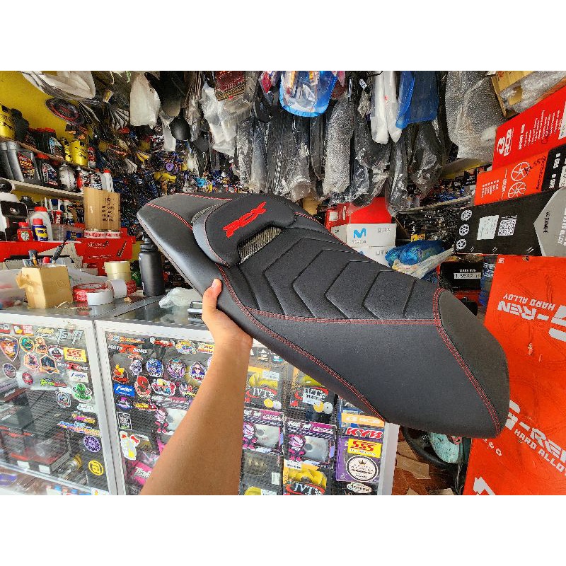 NOI WATDAN VIP SEAT CAMEL BACK PCX 150 / 160 WITH CARBON FIBER | Shopee ...