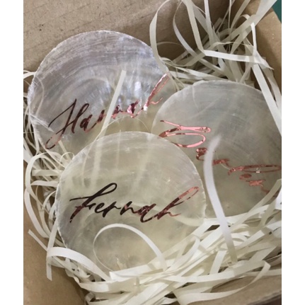 ♀∈ Capiz Shell Wedding Place Card Php 39 each (for Bulk orders ...