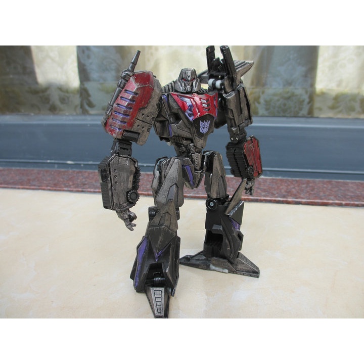 Hasbro Transformers WFC Cybertron War D-Class Decepticon Megatron ...