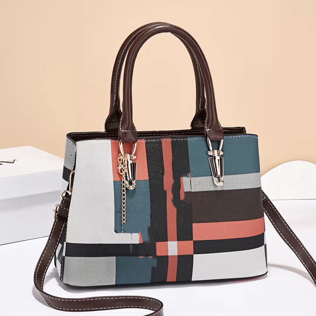 AW New fashion handbags/handbag slingbag new fashion bag | Shopee ...