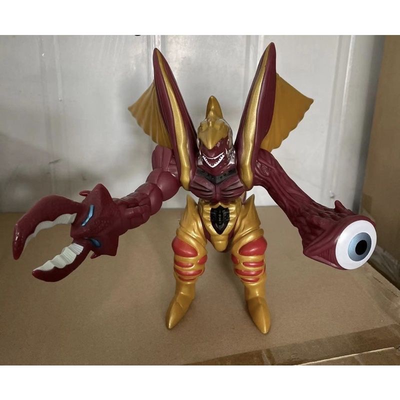 ┇Eric toys 18cm ultraman monster five king action figures pvc doll ...