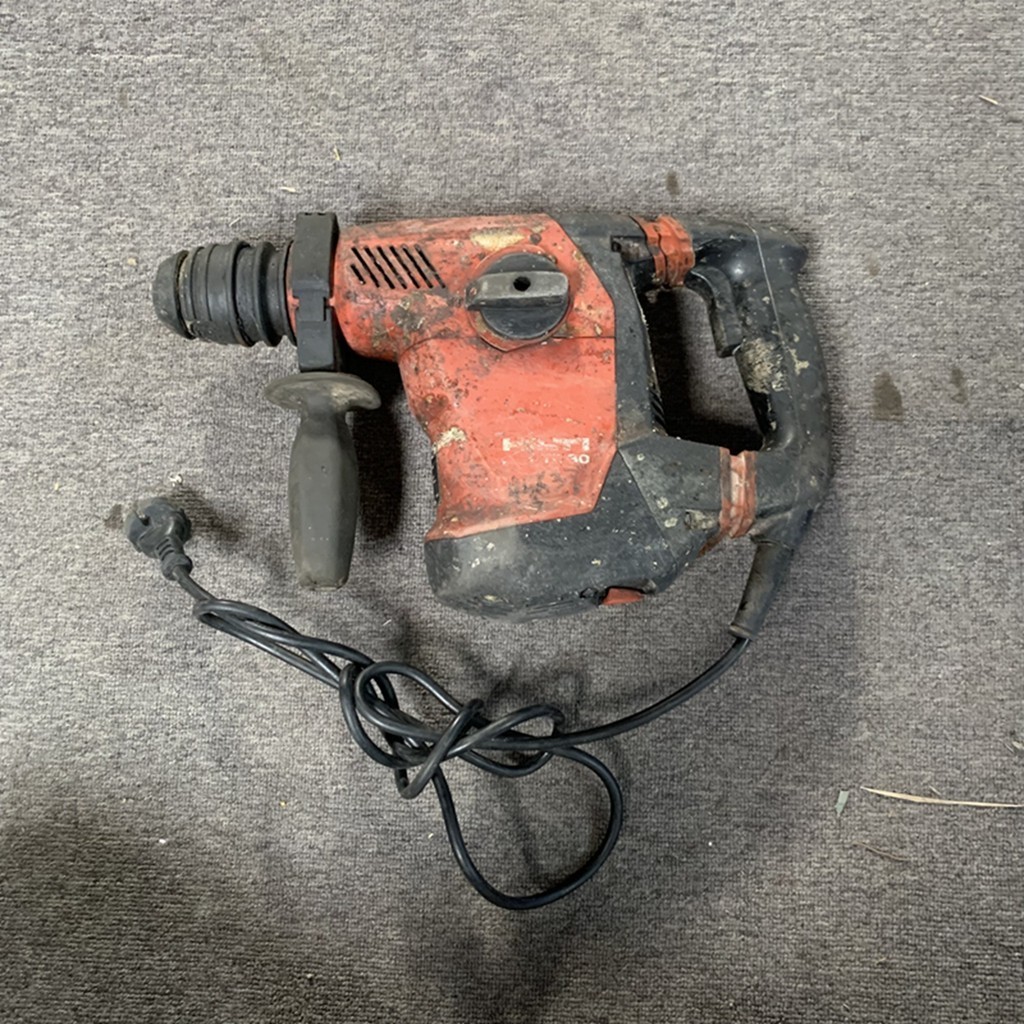 ☋HILTI TE 30 - Corded 1/2-Inch Rotary Hammer Drill In Case w/Bits 220V Body only, second-hand uY ...