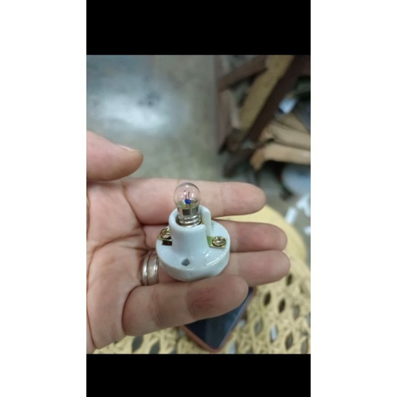 25pcs e10 size ceramic bulb socket &bulb available | Shopee Philippines