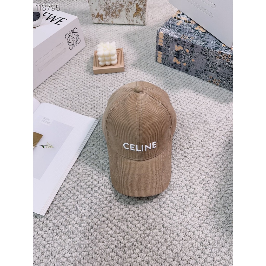 Celine Baseball Cap Full Three-Dimensional Cap Type Positive Point Arc ...