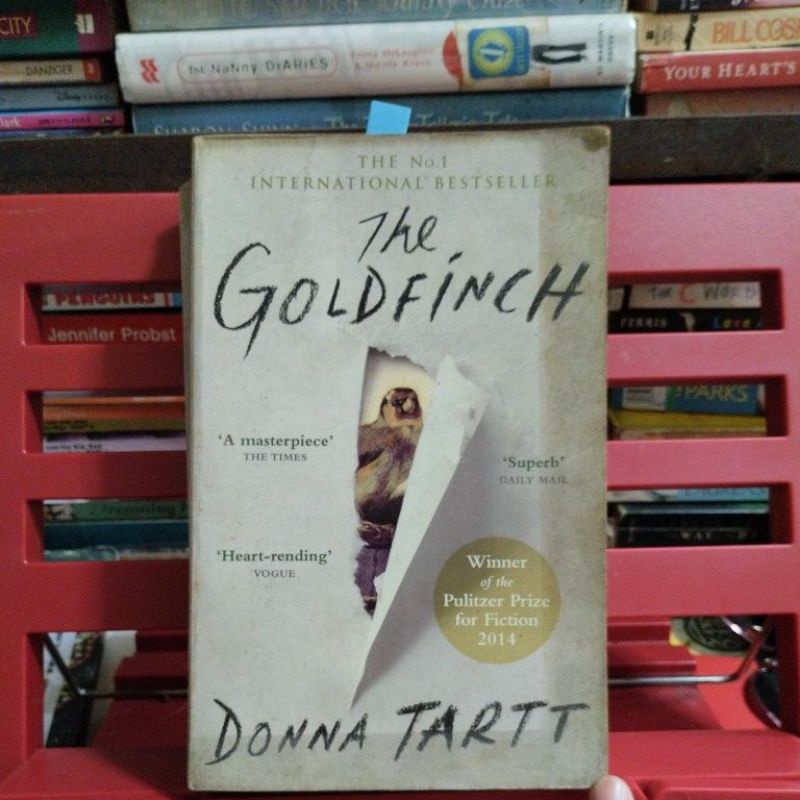 The Goldfinch by Donna Tartt | Shopee Philippines