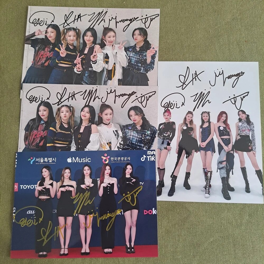 01E ITZY itzy Autographed Signed Group Photo 5*7 K-POP Gifts Collection ...