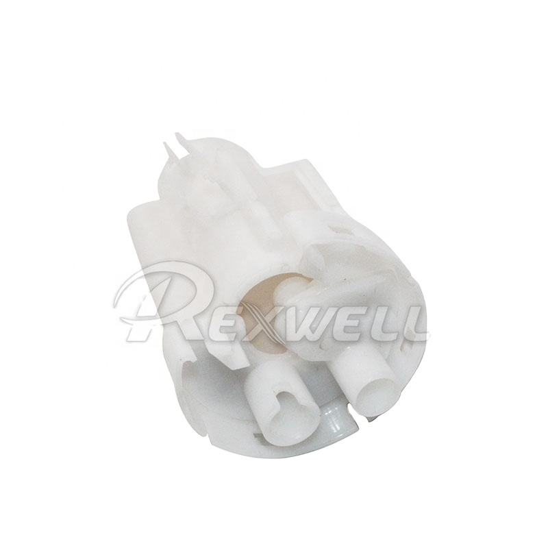 Automotive Spare Parts Fuel Filter For Mitsubishi Pajero MR529135 ...