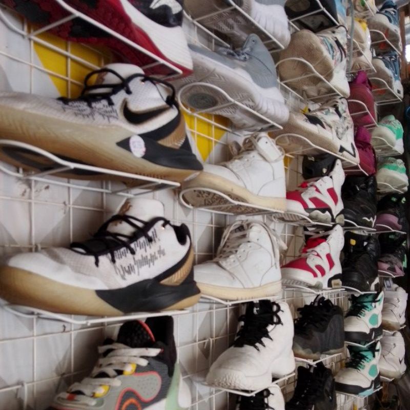 Ukay Shoes for the Check Out 3.5kg | Shopee Philippines