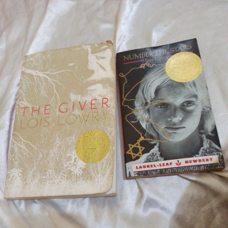 lois Lowry the giver Number the stars gooney the fabulous gathering ...