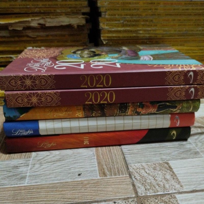 365 days with the Lord year 2011 2015 2019 2020 ( Hardcover ) | Shopee ...